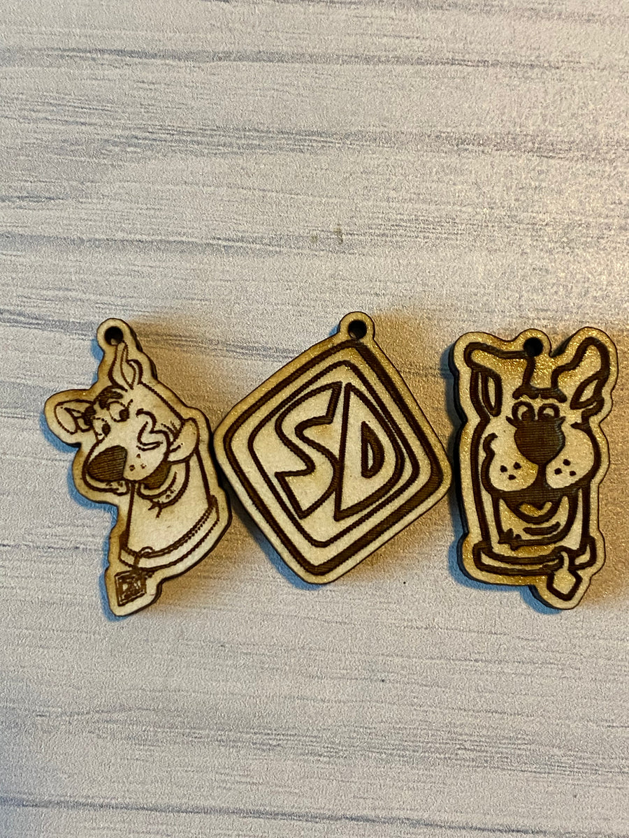 SD dog – M.P. Designs Wood Blanks, Acrylic and Leather